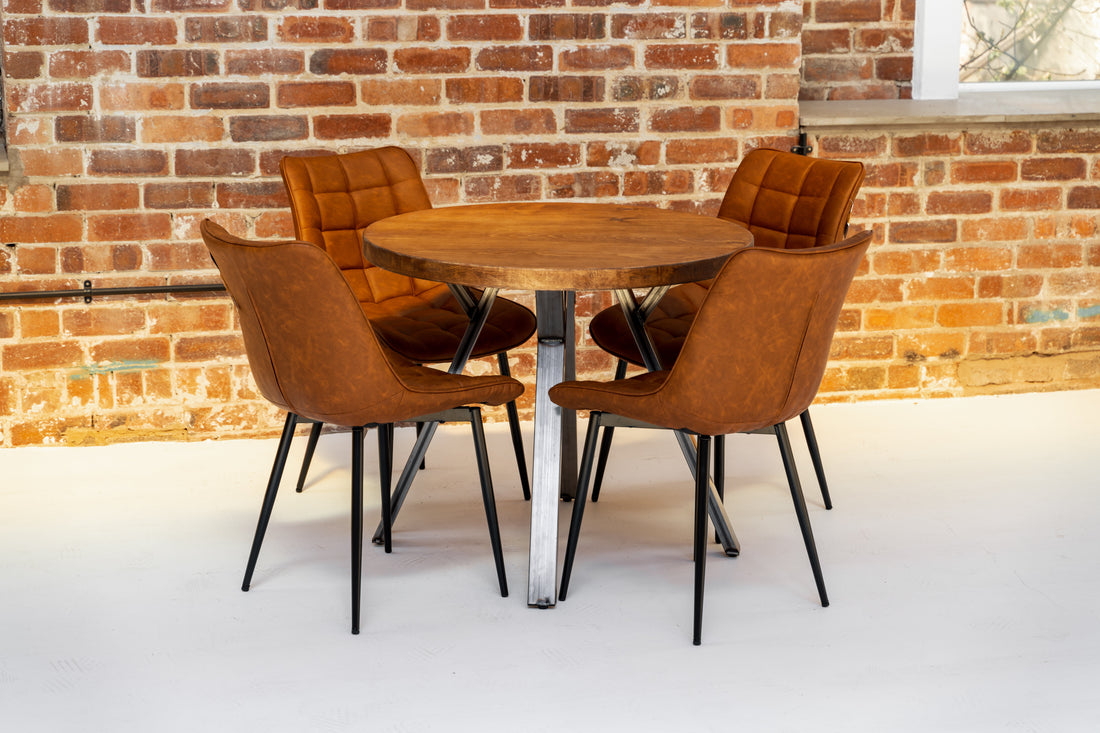 Round Dining Table – Rust and Oak