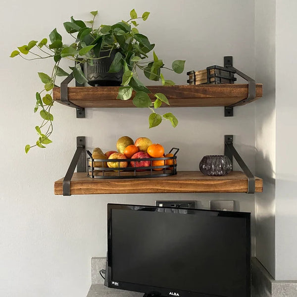 Rustic Wooden Wall Shelves with Triangle Metal Wall Brackets – Rust and Oak